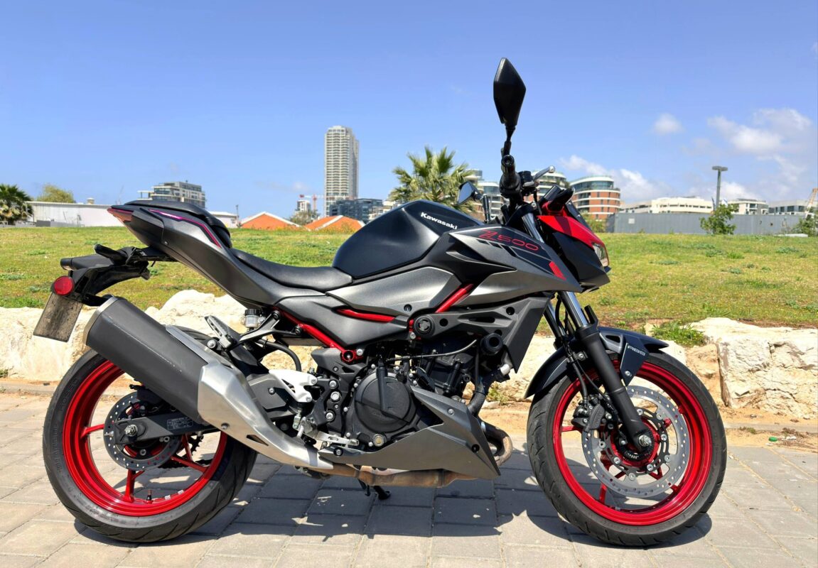 KAWASAKI Z 500 SE - אישימוטו